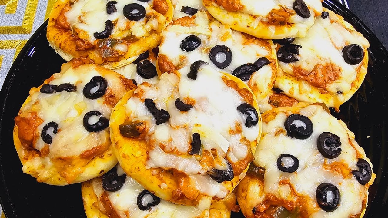 Mini Pizza recipe | Fatayer Mini pizza | Ramzan Special Pizza Recipe ...