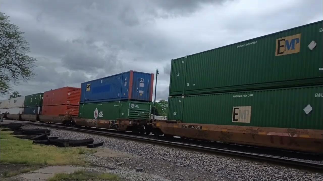 Here We Go Again Train Rivalry Meetup BNSF 8041 Meets UP hotshot intermodal!!! - YouTube