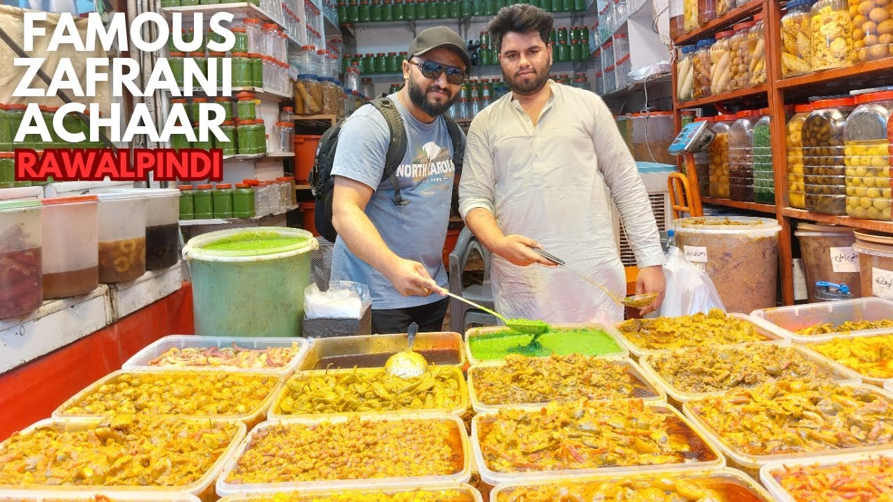 Famous Zafrani Achaar of Rawalpindi | Best Rawalpindi street Food ...