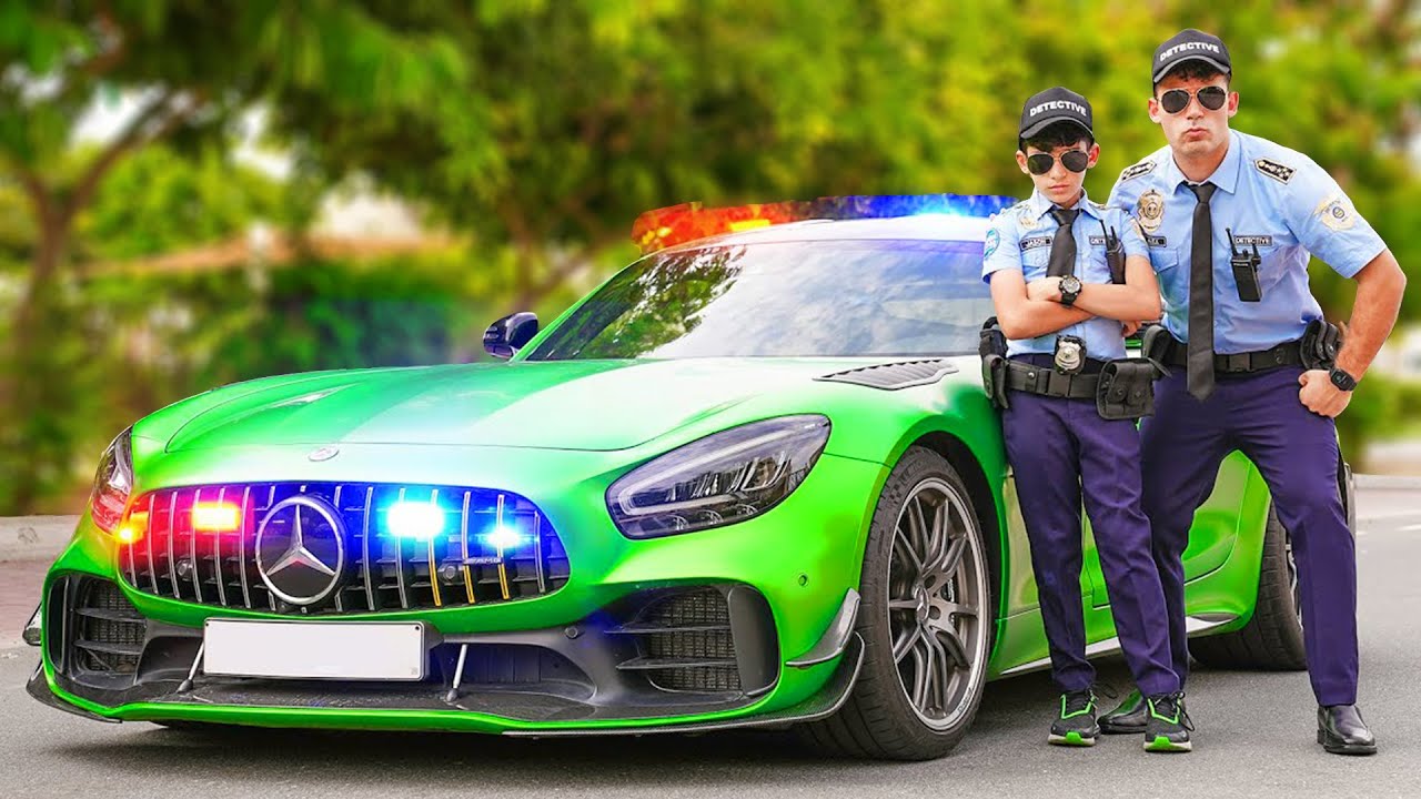 Officers Jason and Alex Fast Mercedes Detective Adventure - YouTube