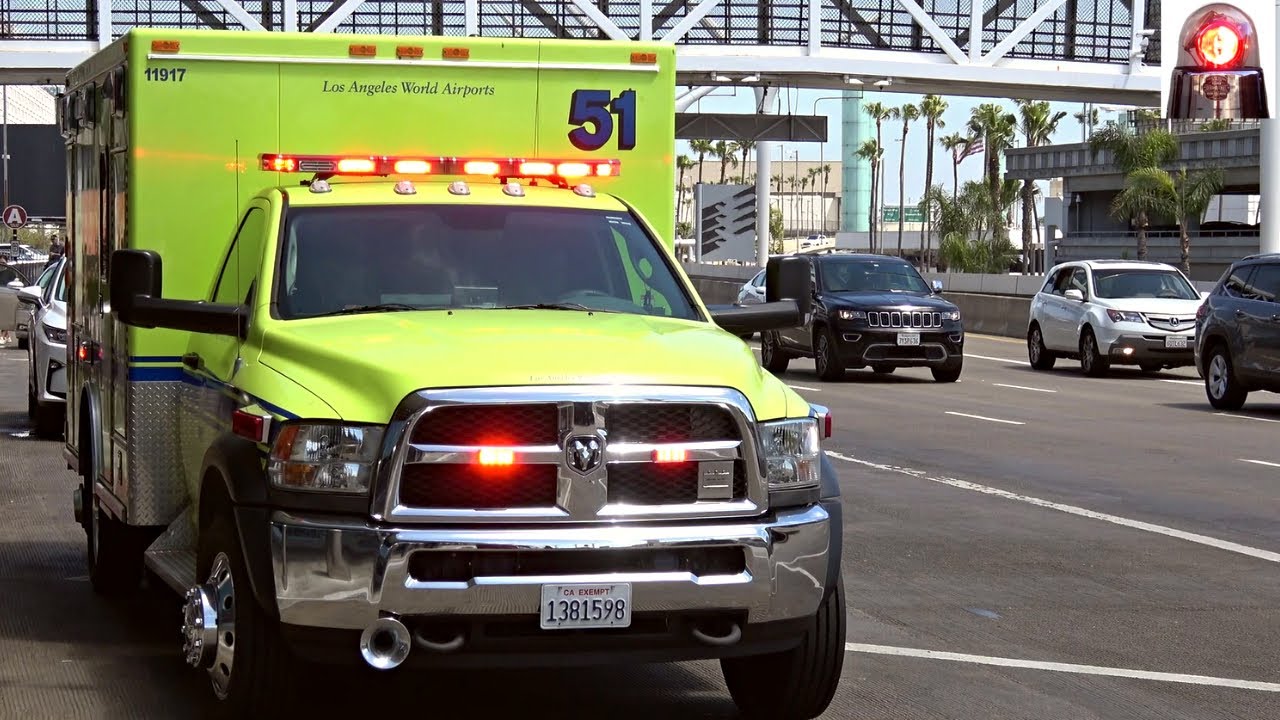 Los Angeles Ambulance Responding Collection - YouTube