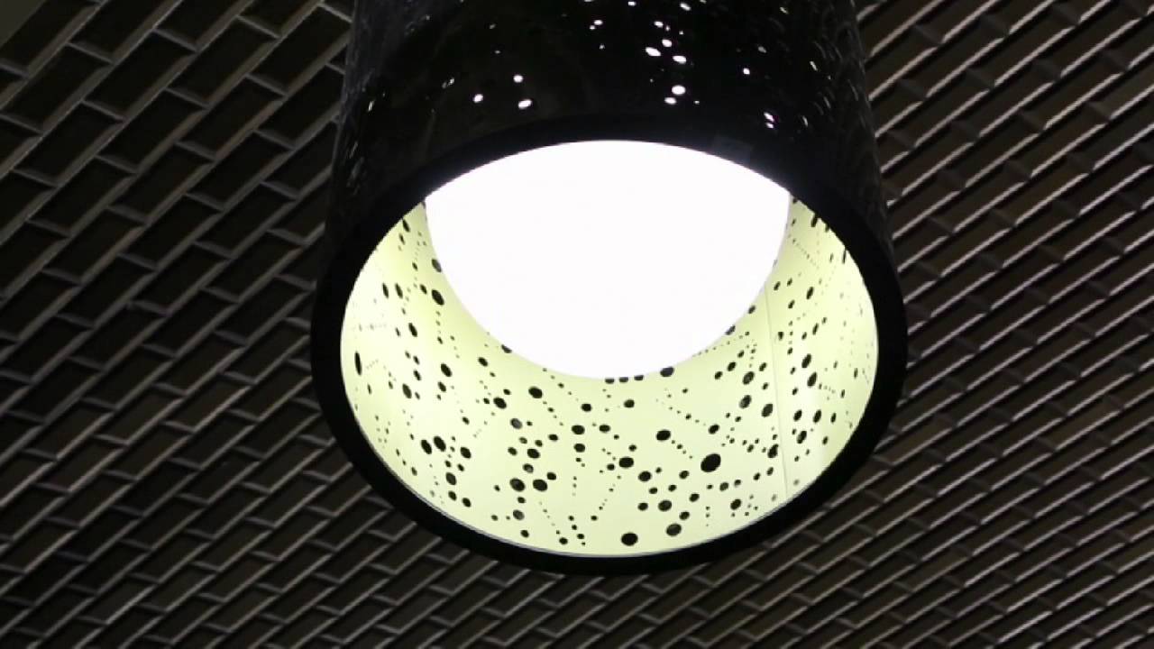 Les LED Philips prennent le métro - YouTube