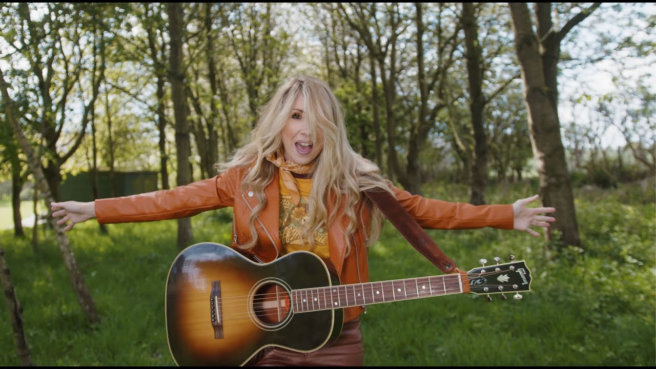 Emma King - Pocketful Of Sun [official music video] - YouTube