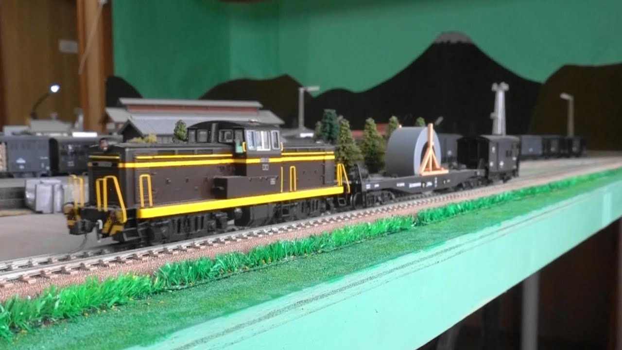 【16番(HO)】DD13牽引・大物車シキ25 - YouTube