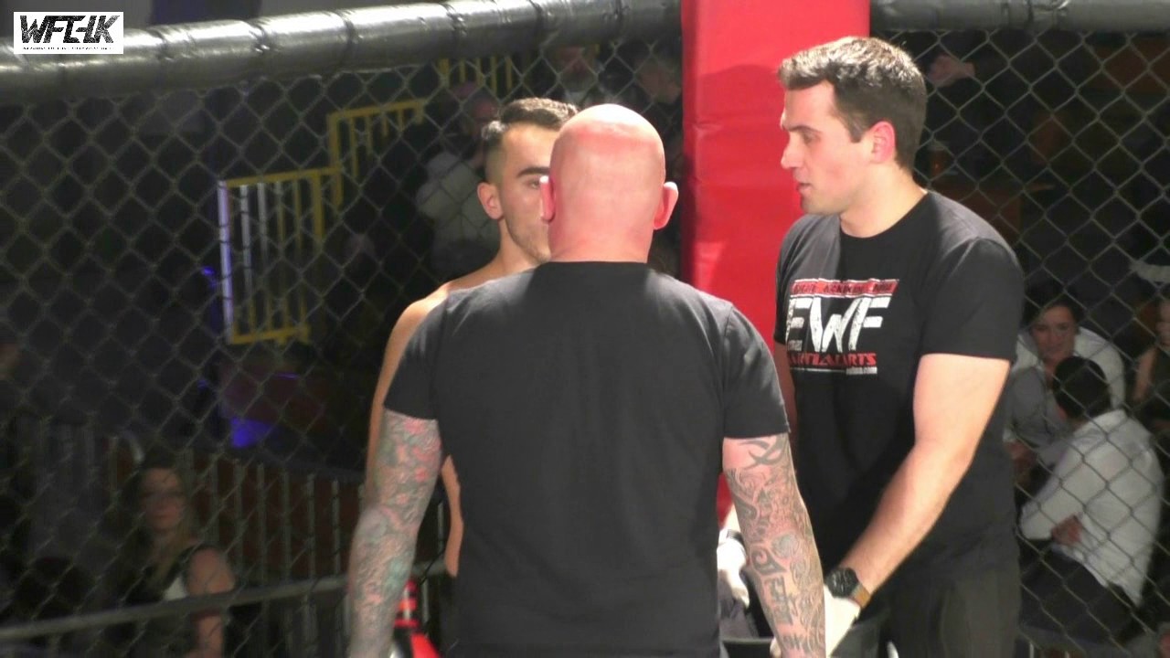 WFC-UK: Nick Brambles vs Antonio Louca - YouTube