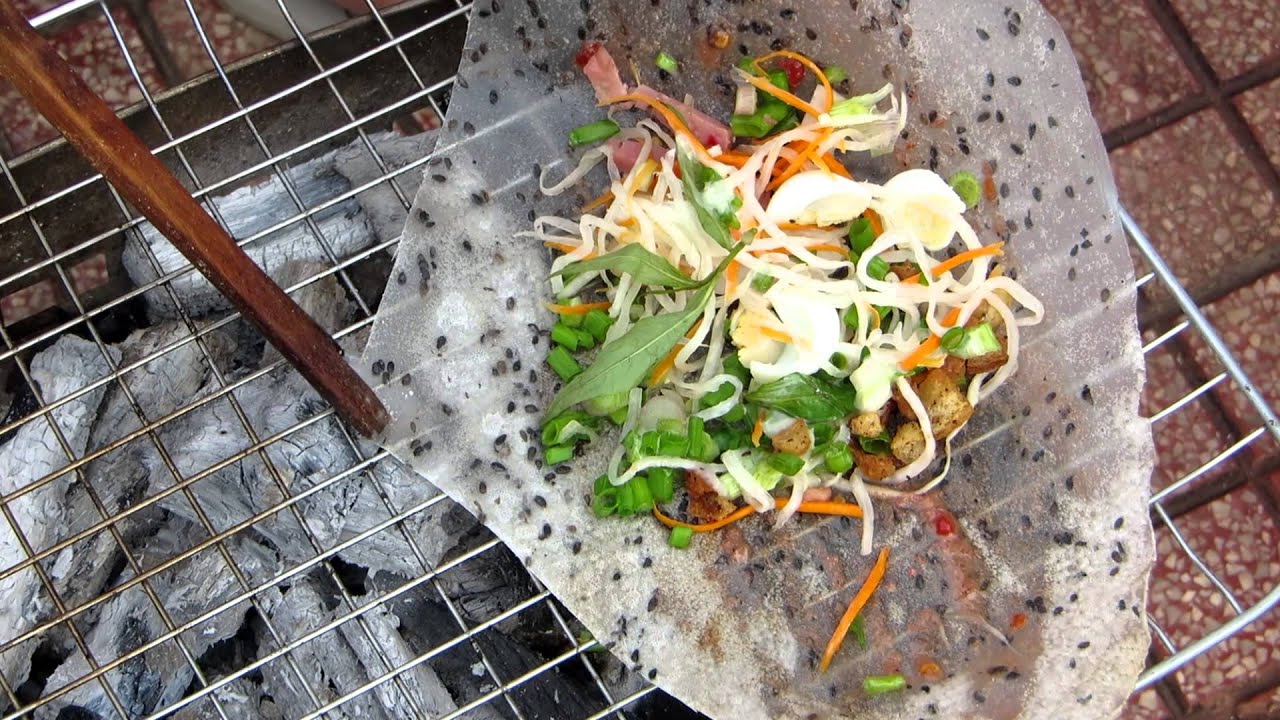 grilled rice paper 2 - YouTube