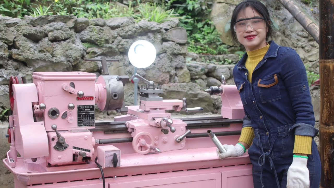 💡天才少女修复50年前的老车床，效果比新机器还好！Genius girl restores an old lathe from 50 ...