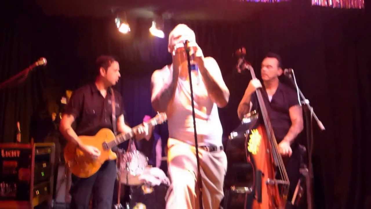 Hancox - Wondrous Place @ Cortina Bob, Berlin, 18.04.2013 - YouTube