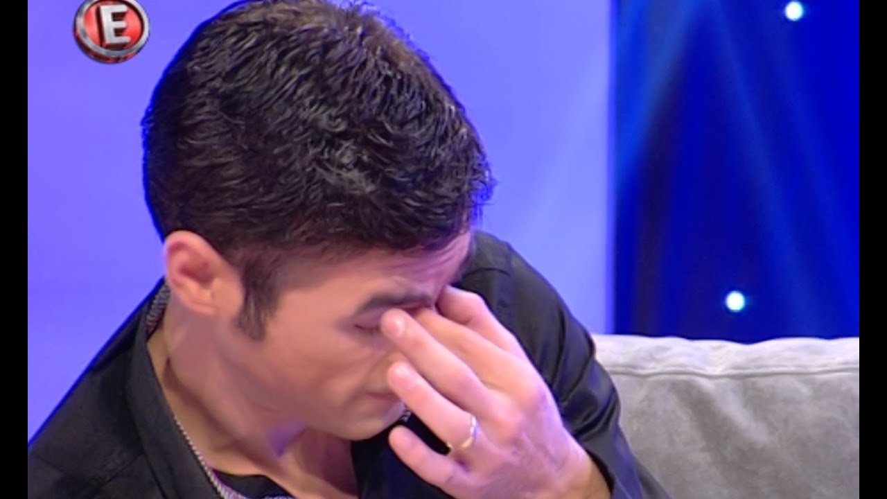 Gossip-tv.gr Η συγκίνηση του Φουρθιωτη - YouTube