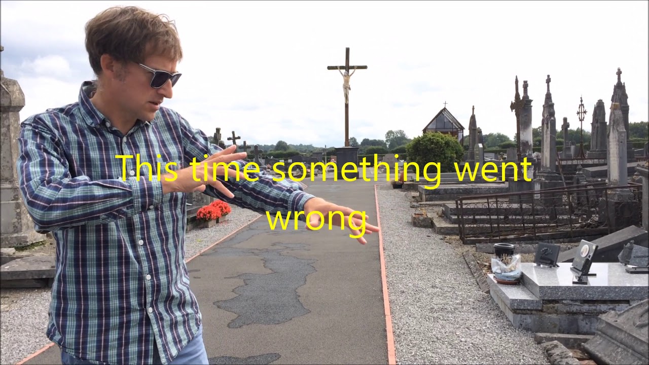 Spooky Halloween magic trick - YouTube