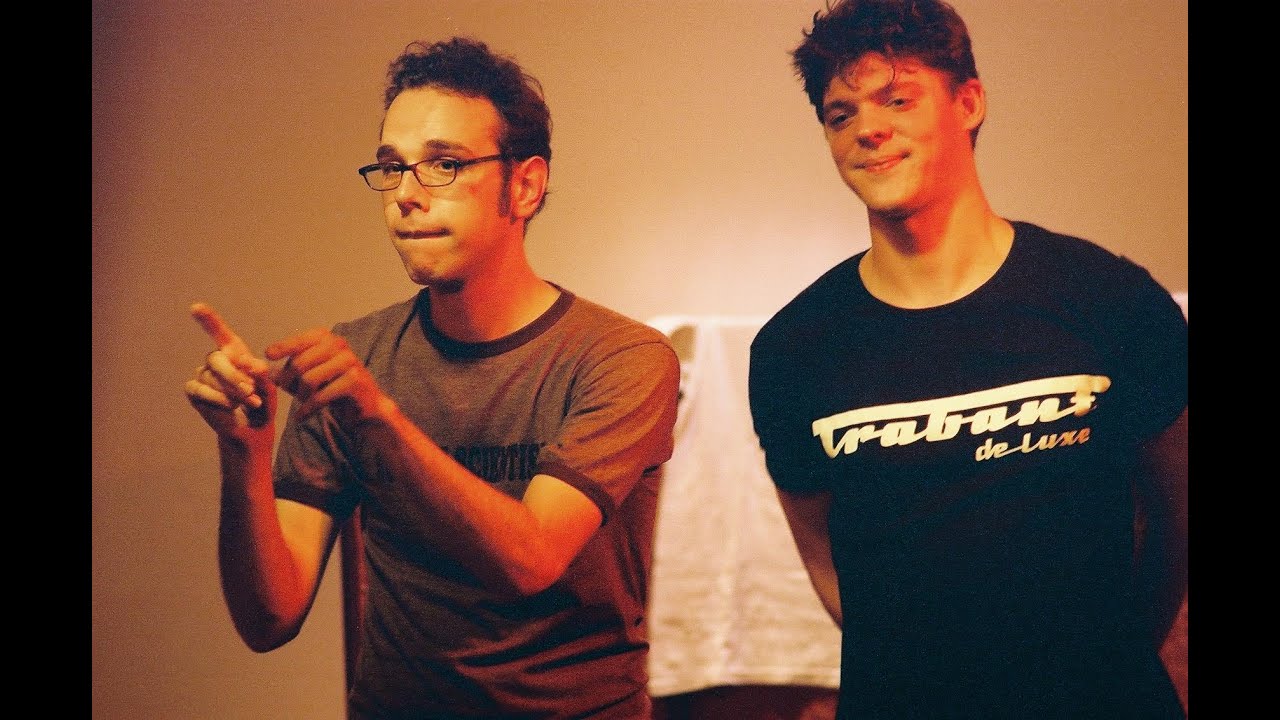 Adam en Evert - Olaf & Jasper | Geluk ligt in het midden (2005) - YouTube