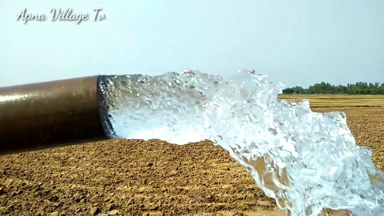 Tube well farming 12hp diesel engine pumping water from 40ft in Punjab ...