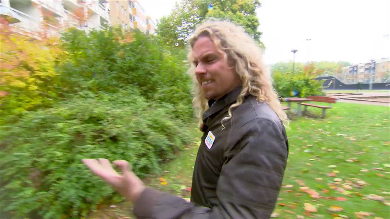 Kicken på Zlatan Court - YouTube