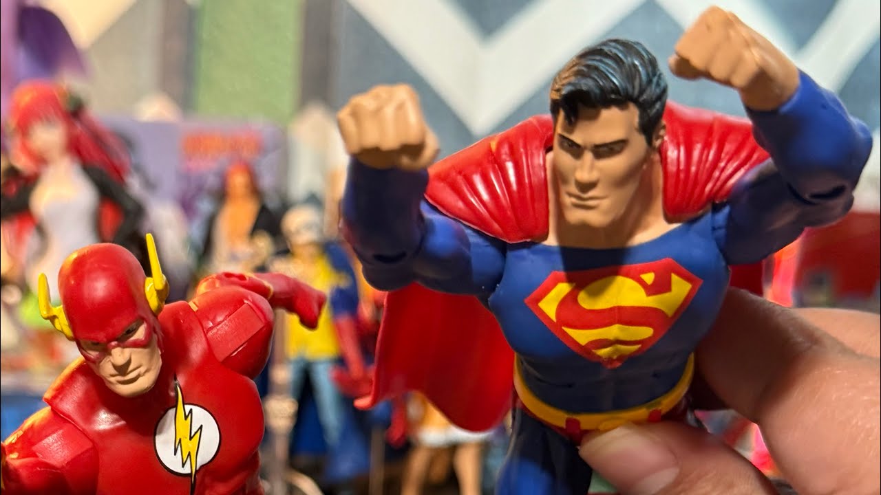 DC Universe Classics Superman Figure Review #dcuniverse - YouTube