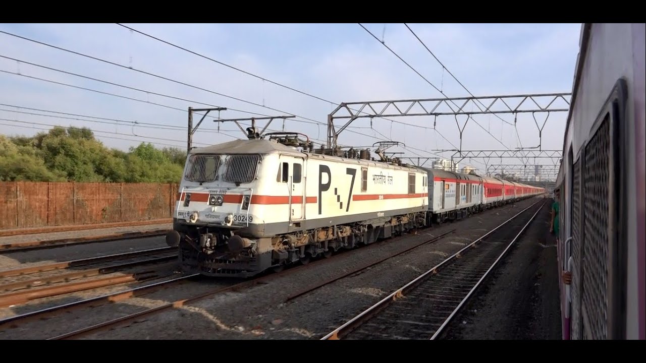 Top Notch Mumbai Rajdhani Express Captured In A Superb Unparalleled ...