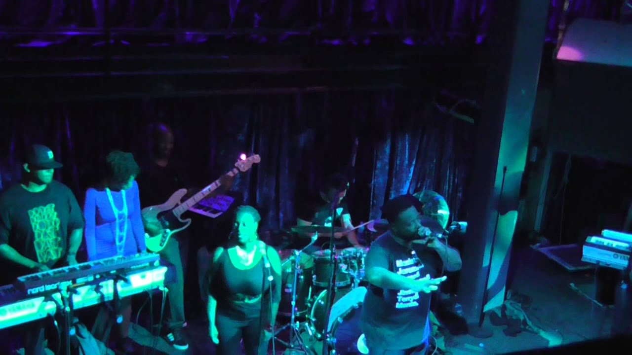 The Foreign Exchange live at Jazz Cafe Introduce Band - YouTube