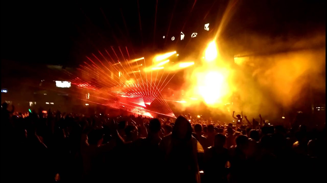 Stereosonic Sydney 2014 - Calvin Harris : Summer - YouTube