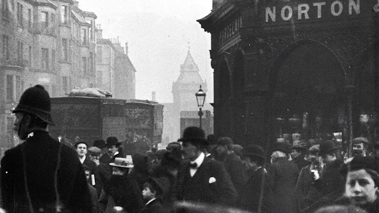 Circus Procession in Edinburgh (1901) - YouTube
