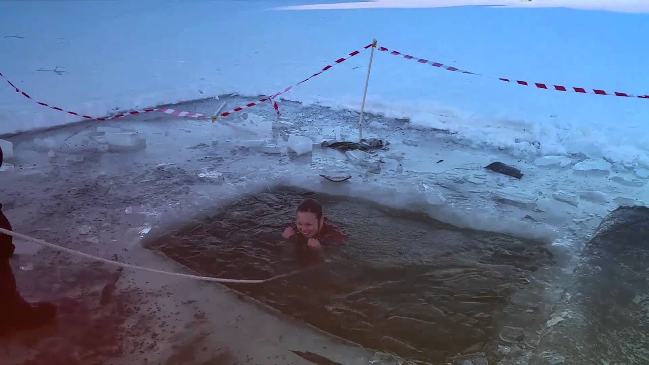 Isvaksbad 2015 Ice Bath Sweden - YouTube
