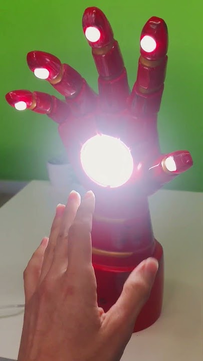 Lámpara 3D Guantelete de Iron Man - YouTube