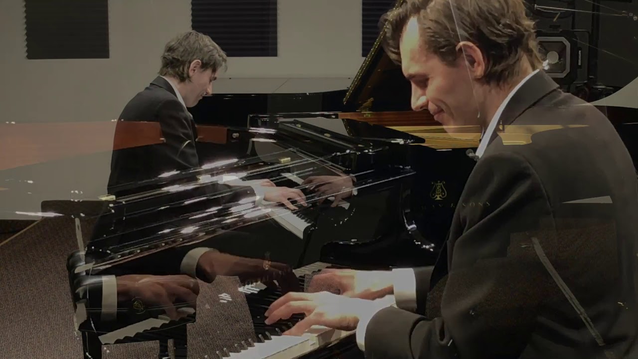 Adam Piotr Żukiewicz performing Piano Sonata, Quasi una fantasia, Op 27 ...