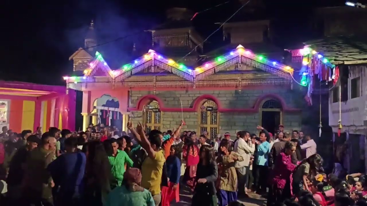 भंजरा गाँव में पाण्डवों का नृत्य और छोड़े भारत। Bhanjra Gaw mai paandav ...