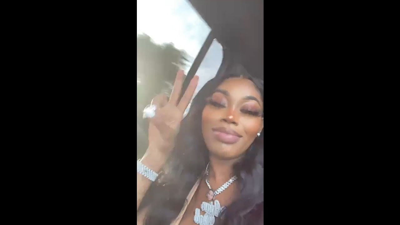 Asian Doll Instagram live - June 1,2021 - YouTube