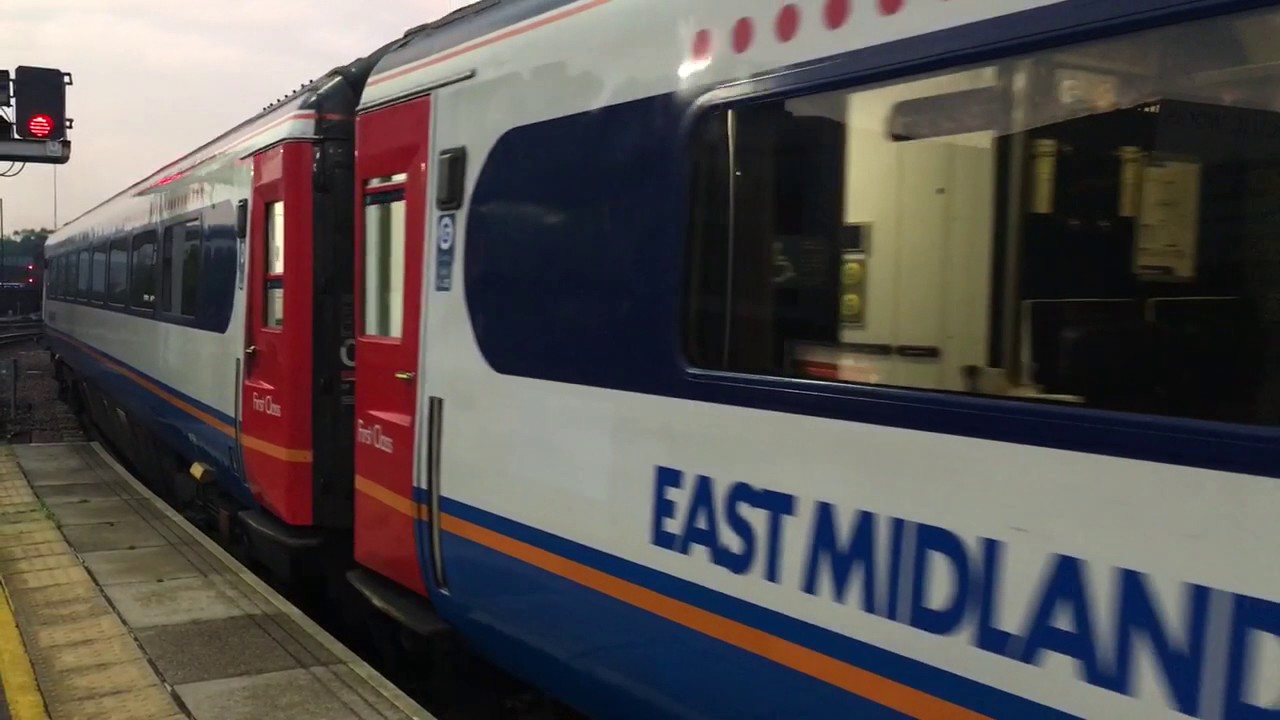 East Midlands Trains HST Power Cars 43052+43047 At Sheffield From ...