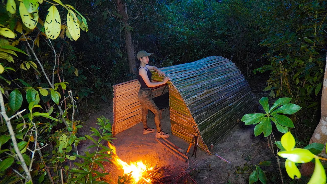 My Camping Survival - Build Beautiful Shelter Using Bamboo - Solo ...