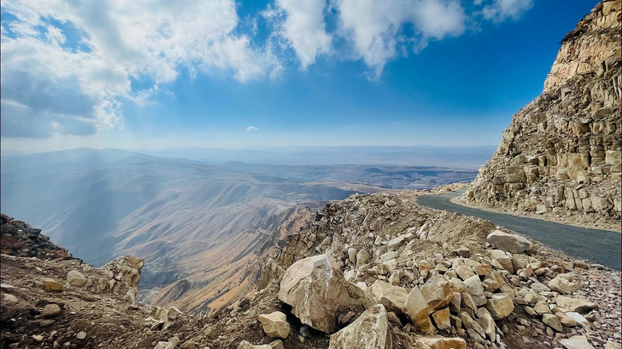 Tour to fort manro - yakhbai top - YouTube