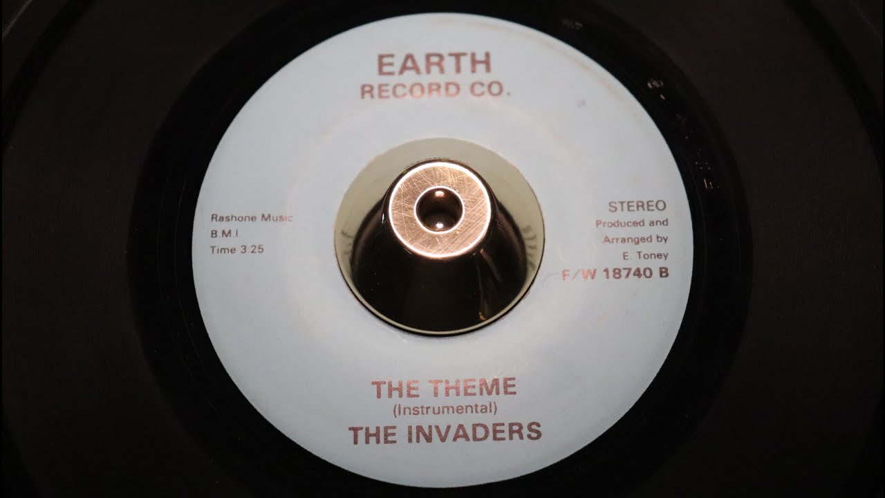 The Invaders - The Theme - Earth Record Co : F/W 18740 (45s) - YouTube