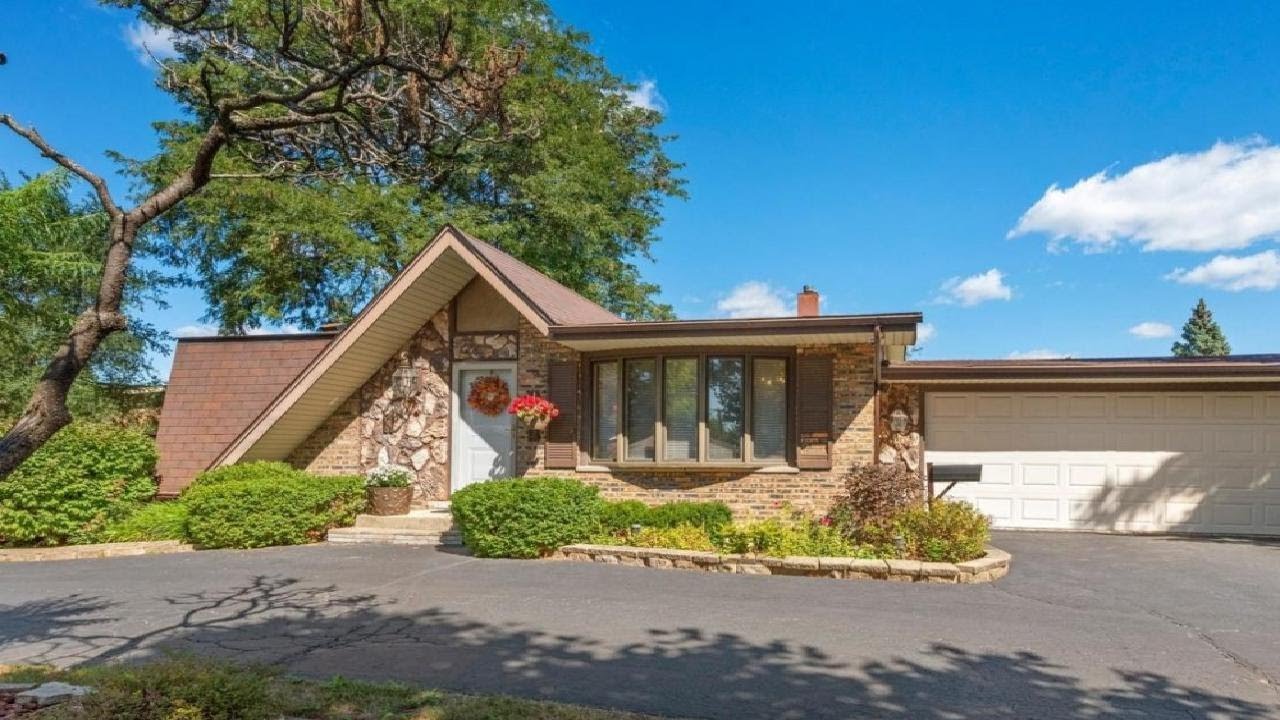 4510 W Jean Street, Alsip, IL Presented by Jackie Rogers. - YouTube