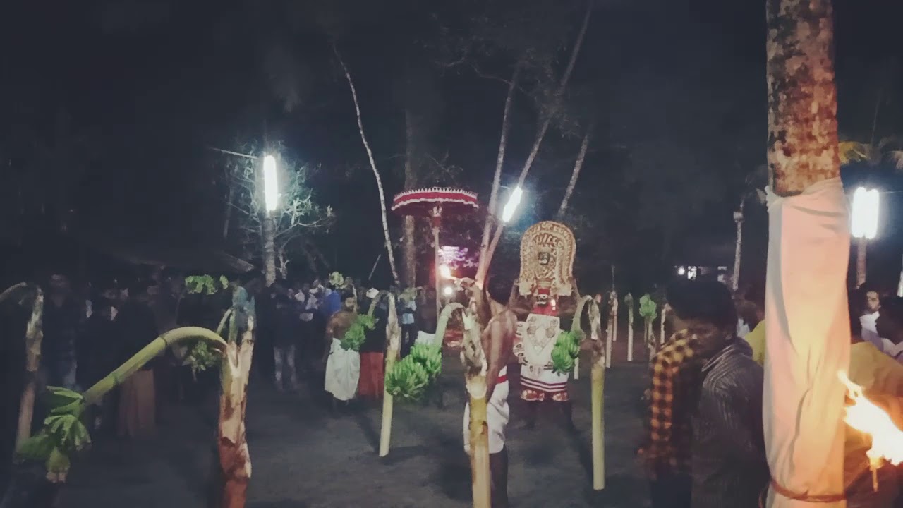 Vadakkan Koickal Kulavazha Vettu, by Viswakumar, Kesavasadanam - YouTube