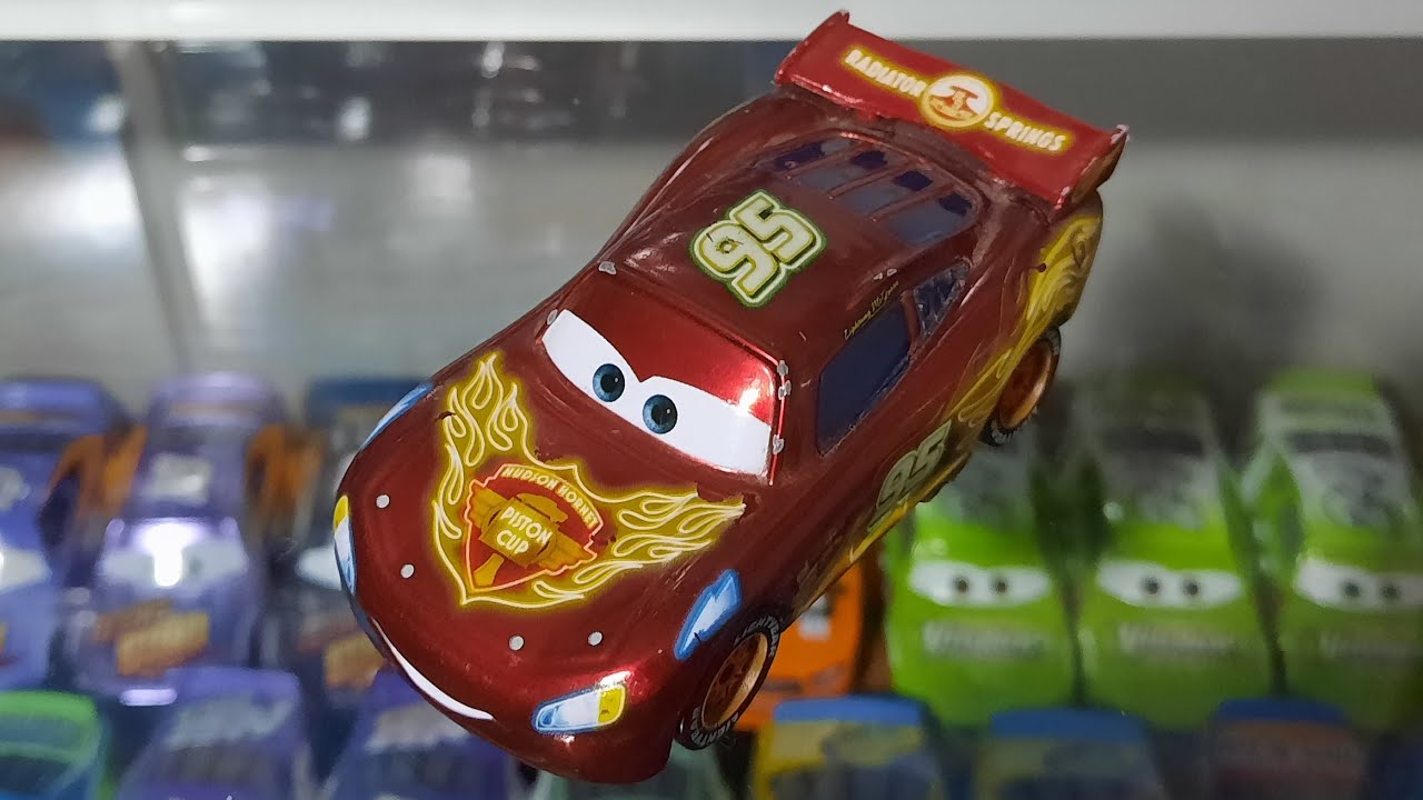Mattel Disney/Pixar Cars 2 Neon Racers Lightning McQueen (World Grand ...