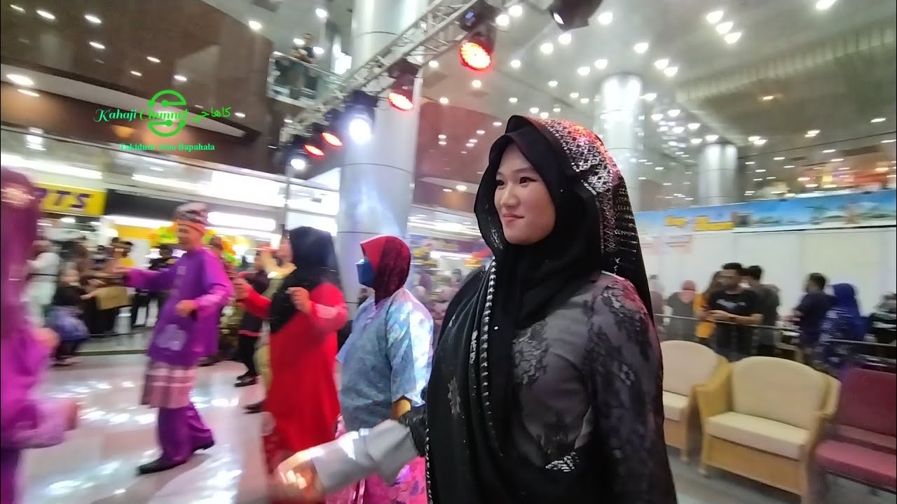 Bermukun Seborneo, Borneo Art Festival - YouTube