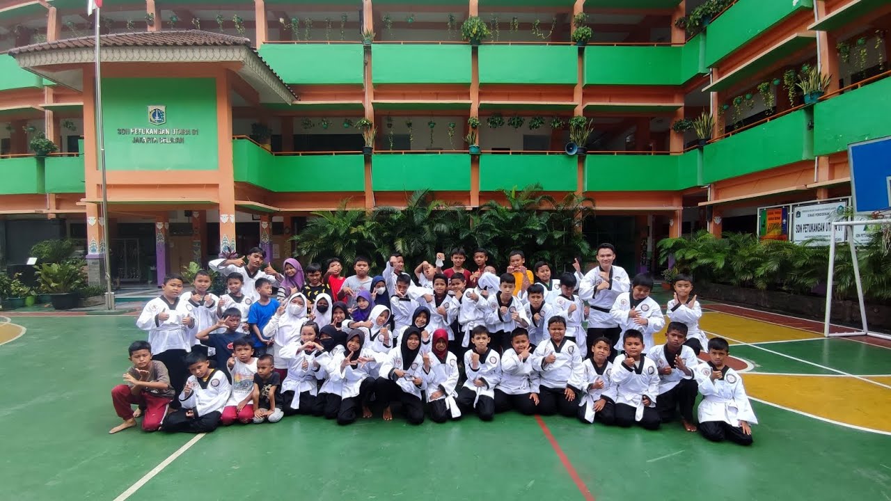 Latihan Pemula Pencak Silat Bunga Karang Cabang SDN Petukangan Utara 01 ...