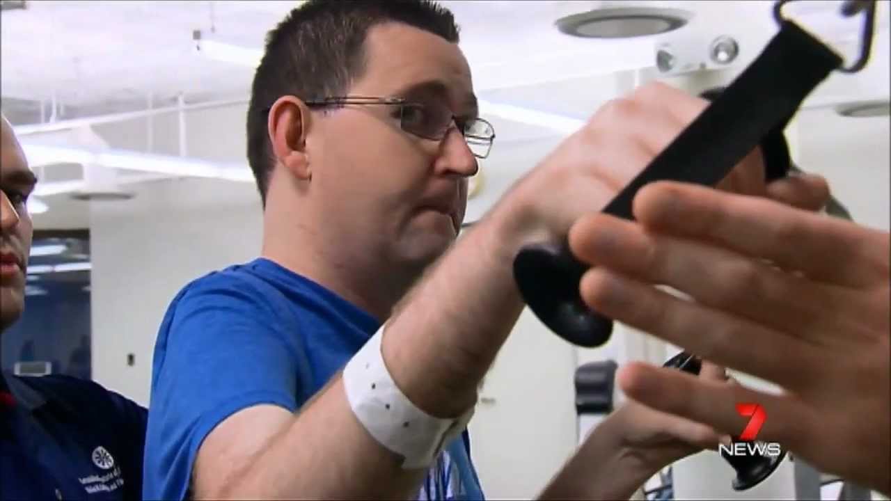 Ryan Marron returns home 7 News 28SEP2012 - YouTube