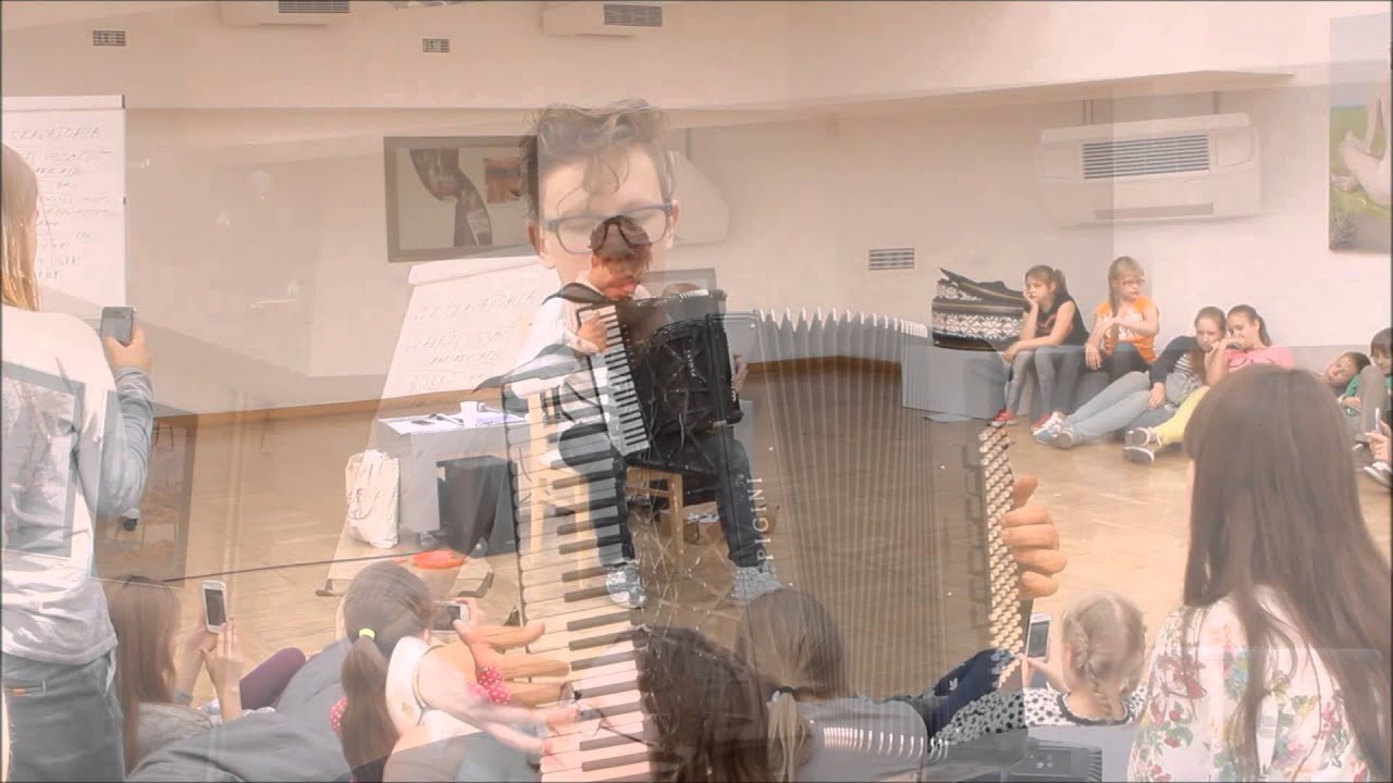 MENOPOLIS. Muzikinės dirbtuvės su Martynu Levickiu. 2014 - YouTube