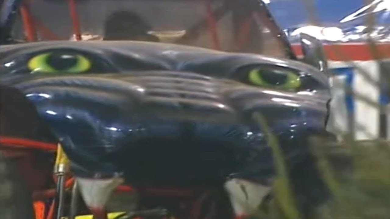 Monster Jam Minneapolis 2005 Show 1 - YouTube