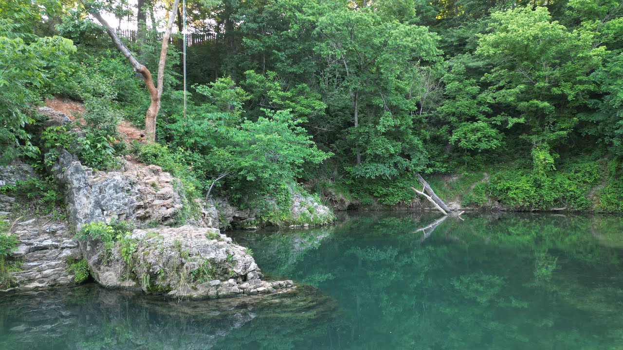 Blue Hole Bella Vista Arkansas - YouTube