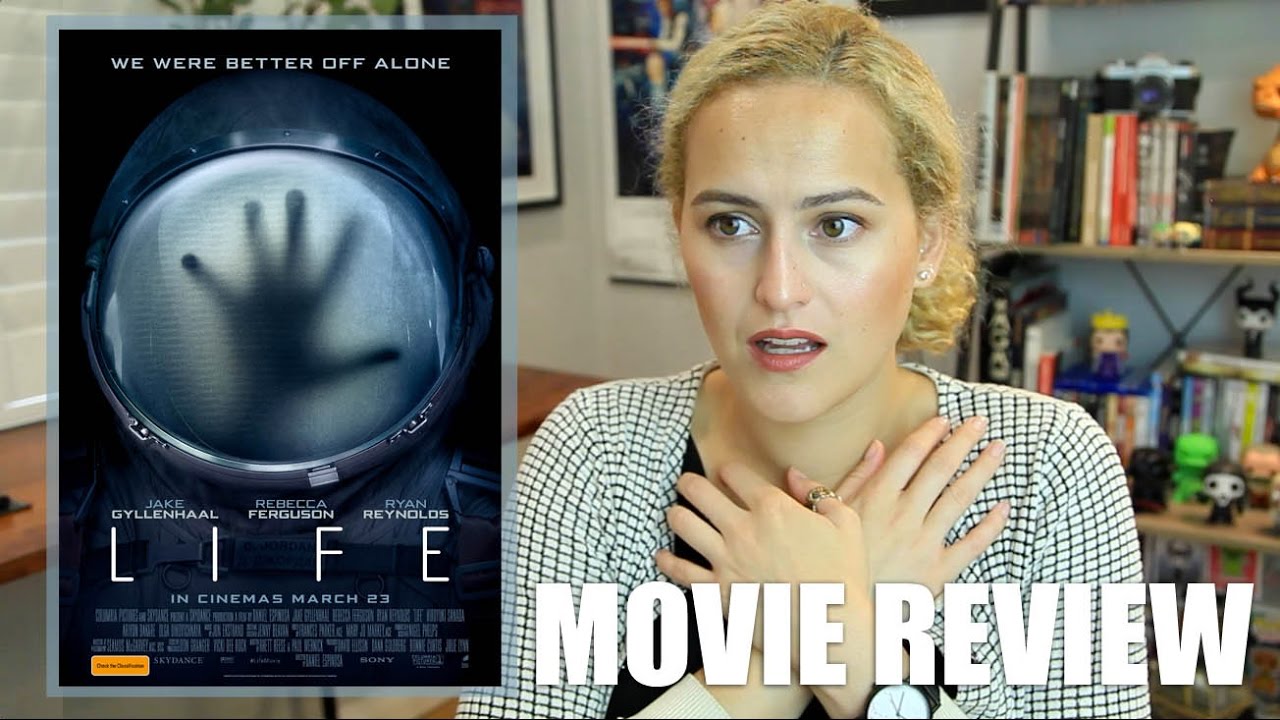 Life (2017) Movie Review | ROLL CREDITS - YouTube