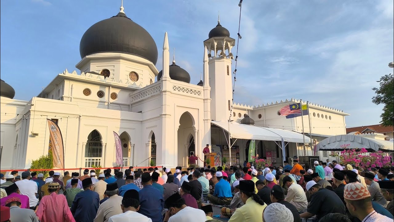 Solat Sunat Aidilfitri Masjid Alwi Kangar Perlis (2025) - YouTube
