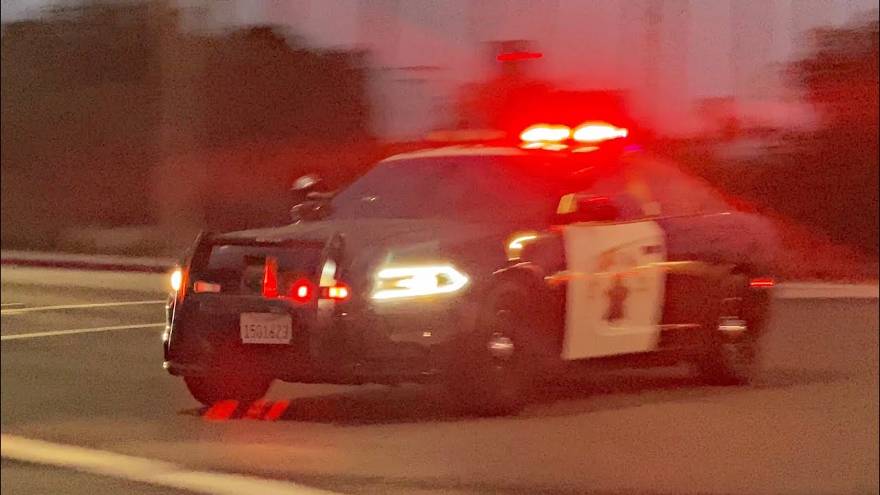 California Highway Patrol Dodge Charger Responding Code 3 - YouTube