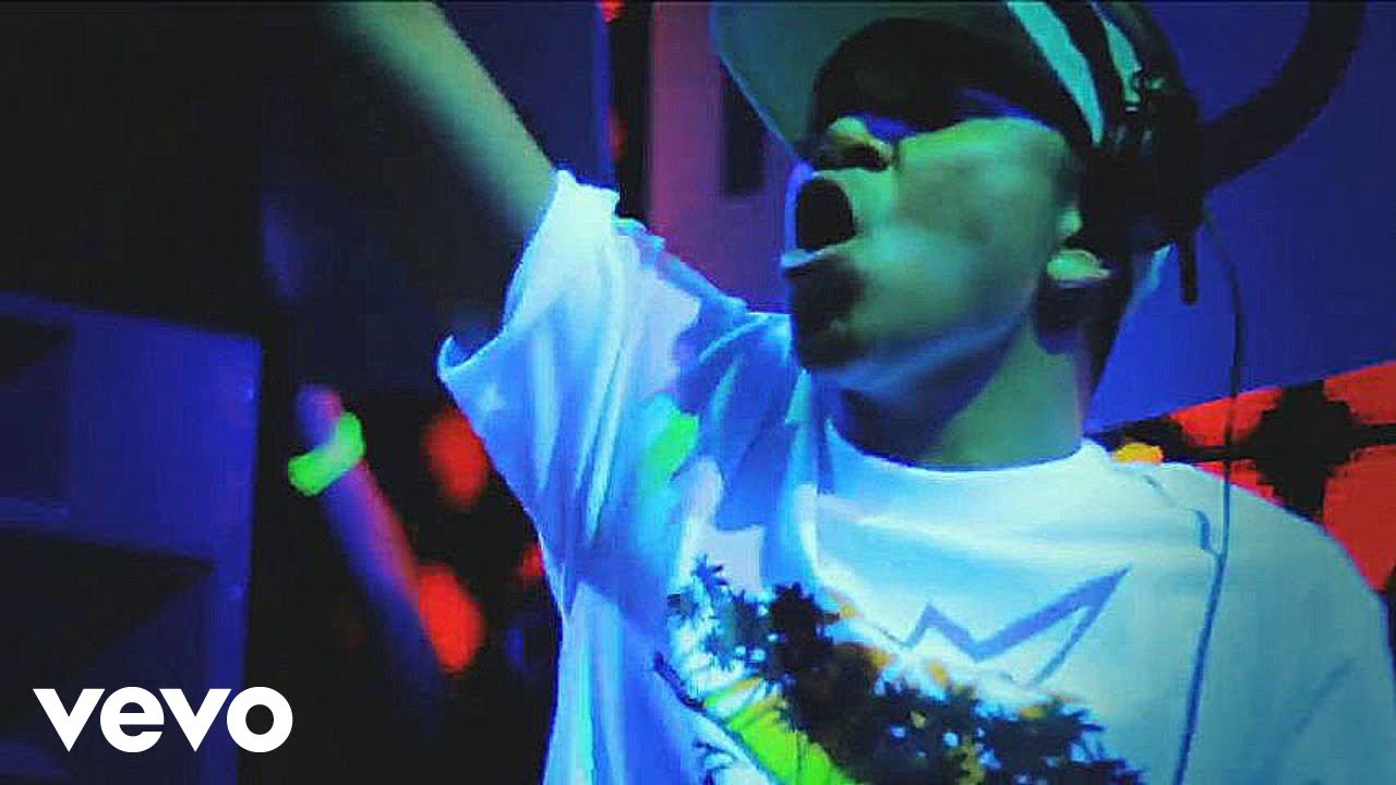 Chuckie - United We Play (Marquee Edit) - YouTube