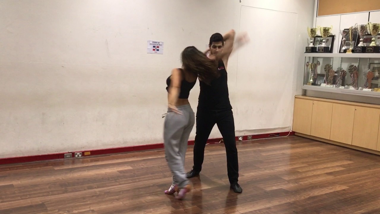 Advanced salsa move #385 - the bouncy thing - YouTube