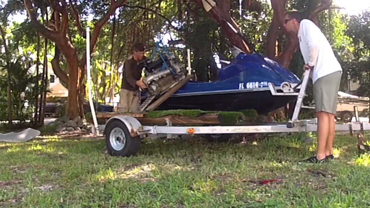 Jet Ski Motor pull... - YouTube