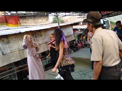 FITRI NIKEN MENUNGGU CHACHA ROMEO TANAH MERAH ATAS RIA SANDY