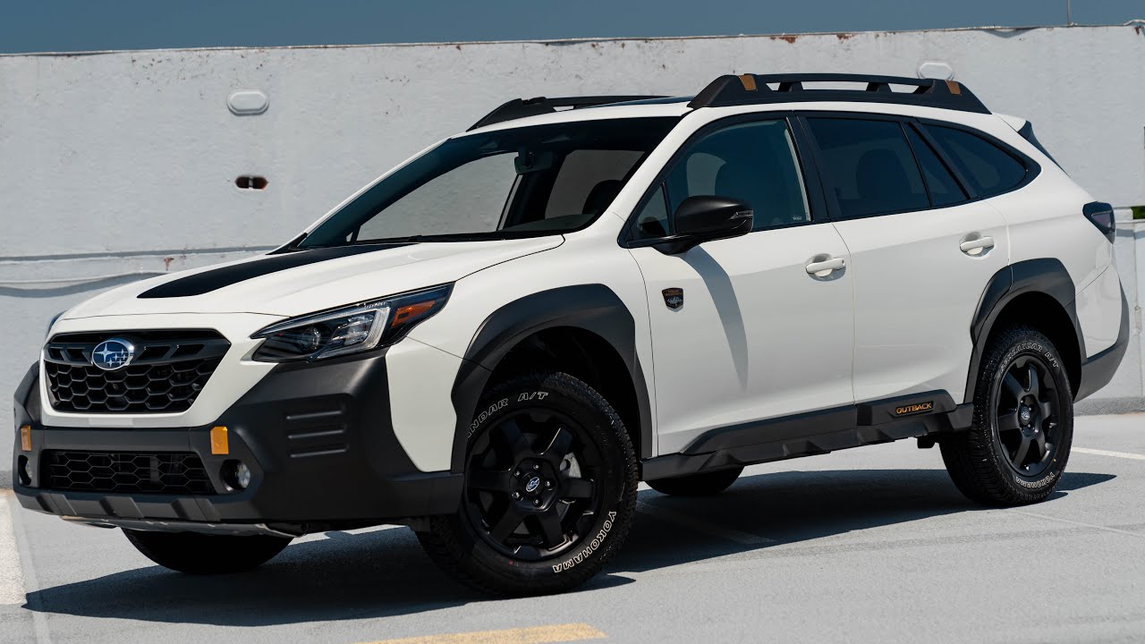 2023 Subaru Outback Wilderness | Crystal White Pearl over Black ...