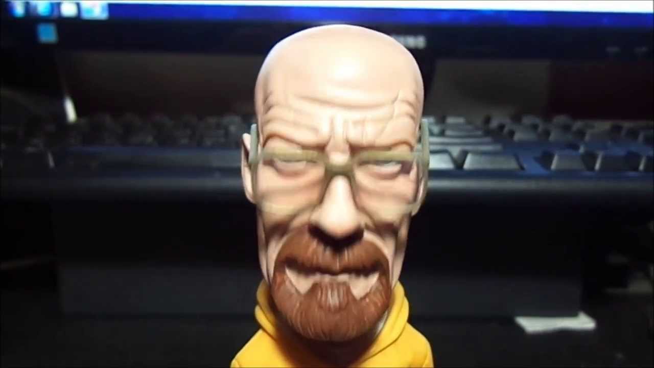 BREAKING BAD - WALTER WHITE BOBBLE HEAD BY MEZCO - YouTube