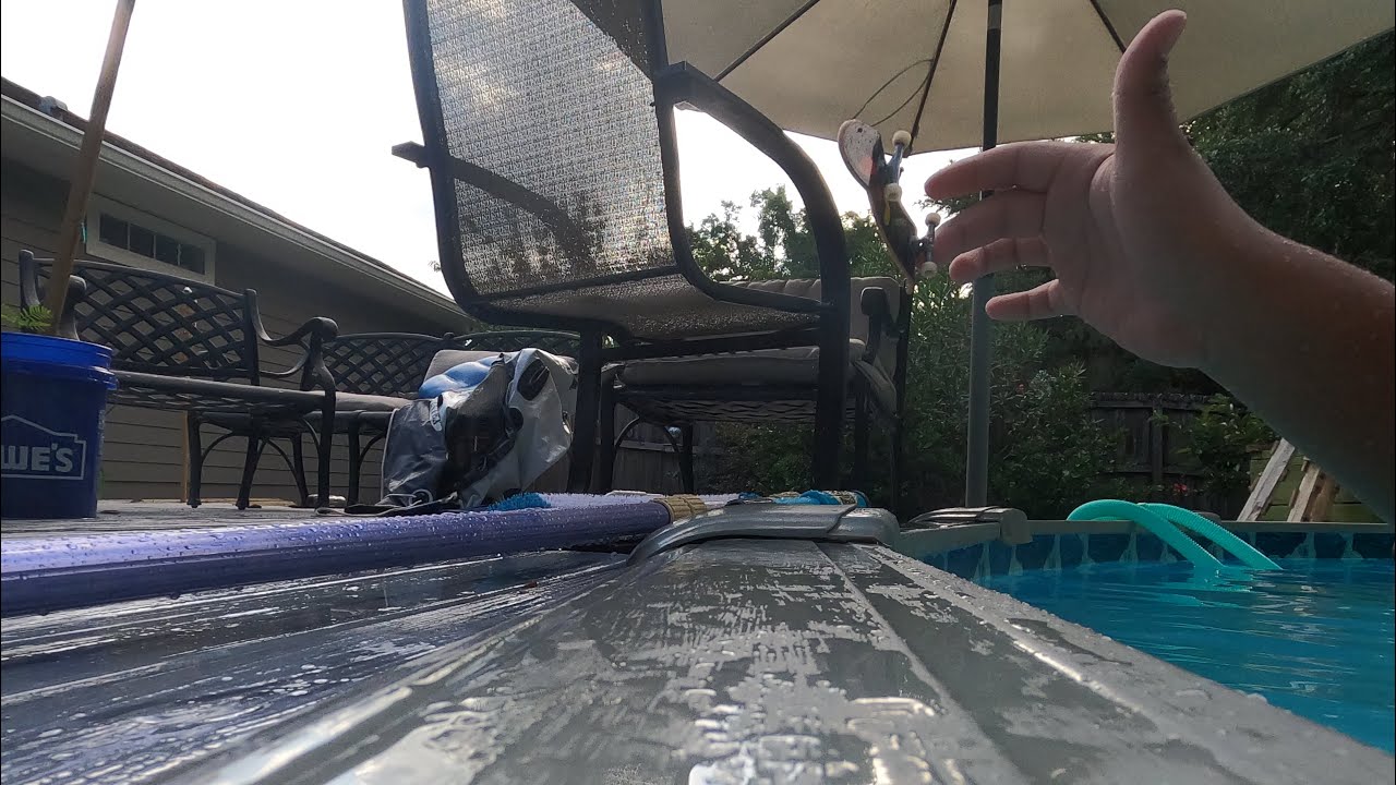 FINGERBOARD POOL DAY - YouTube